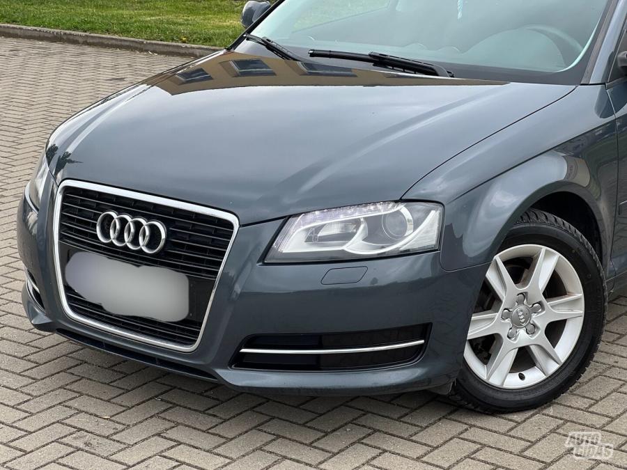 Grey Audi A3 2010 in Kaisiadorys, with an engine capacity of 1.60 L and mileage of 274 thousand km for 4700 €, photo 3 on AUTOMOTO.COM.LV