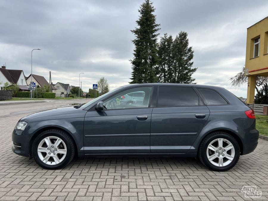 Grey Audi A3 2010 in Kaisiadorys, with an engine capacity of 1.60 L and mileage of 274 thousand km for 4700 €, photo 11 on AUTOMOTO.COM.LV