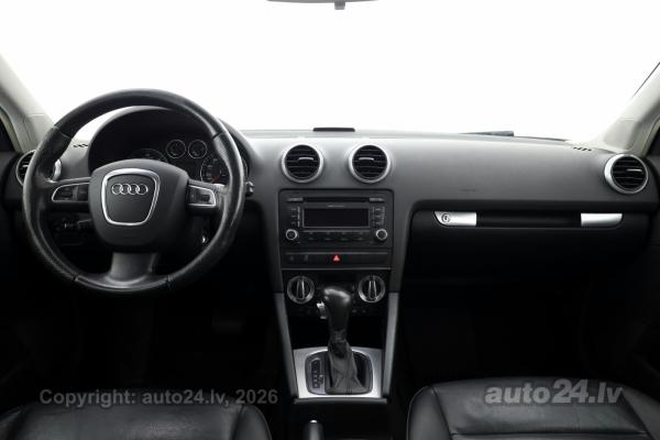 Grey Audi A3 2010 in Tallinn, with an engine capacity of 2.00 L and mileage of 194 thousand km for 3599 €, photo 5 on AUTOMOTO.COM.LV