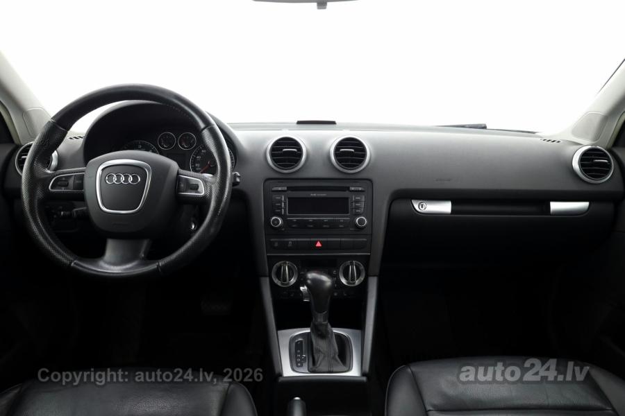 Pelēks Audi A3 2010 Tallina, ar dzinēja tilpumu 2.00 L un nobraukumu 194 tūkst. km par 3599 €, foto 6 vietnē AUTOMOTO.COM.LV