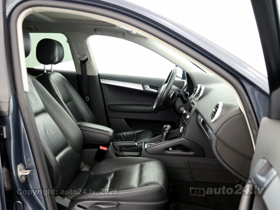 Pelēks Audi A3 2010 Tallina, ar dzinēja tilpumu 2.00 L un nobraukumu 194 tūkst. km par 3599 €, foto 7 vietnē AUTOMOTO.COM.LV