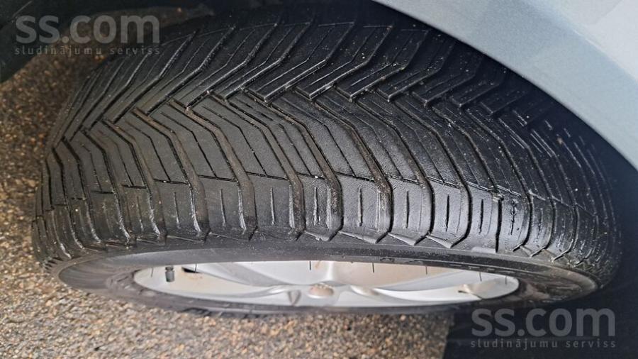 Pelēks Audi A3 2010 Ogre, ar dzinēja tilpumu 1.40 L un nobraukumu 233 tūkst. km par 5490 €, foto 25 vietnē AUTOMOTO.COM.LV