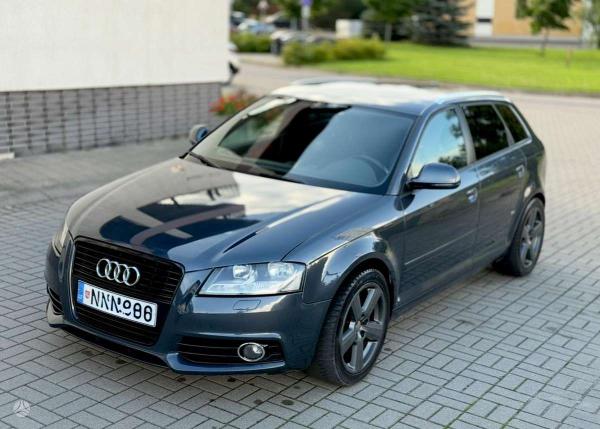 Grey Audi A3 2010 in Vilnius, with an engine capacity of 2.00 L and mileage of 290 thousand km for 2900 €, photo 1 on AUTOMOTO.COM.LV