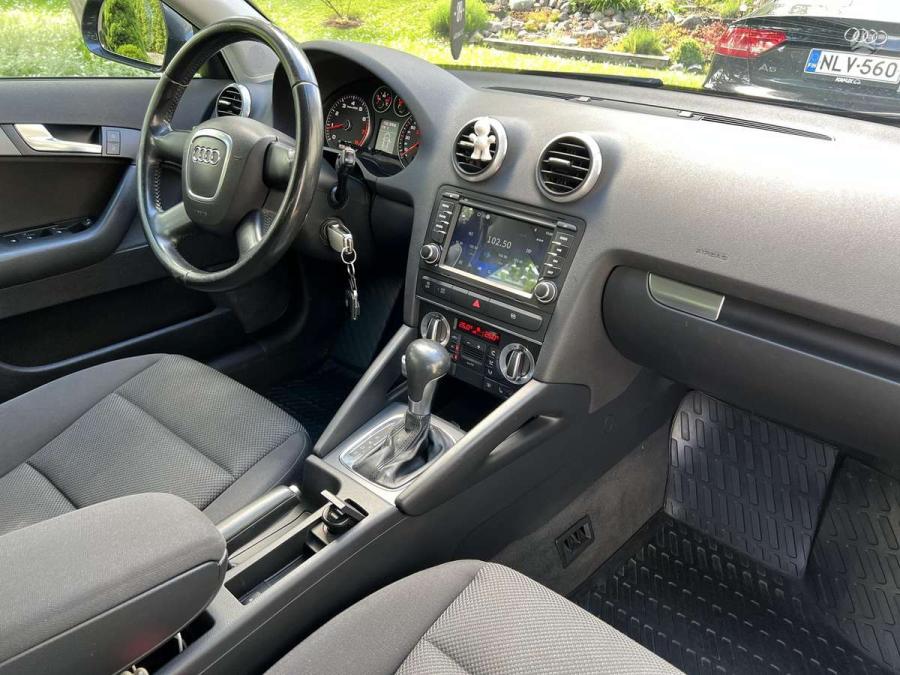 Pelēks Audi A3 2010 Kauņa, ar dzinēja tilpumu 1.39 L un nobraukumu 279 tūkst. km par 4600 €, foto 12 vietnē AUTOMOTO.COM.LV