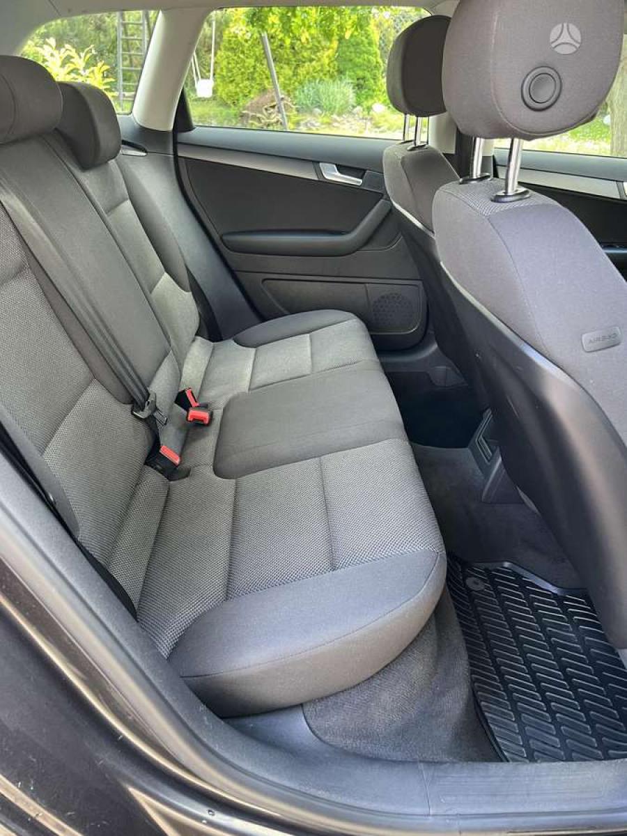 Pelēks Audi A3 2010 Kauņa, ar dzinēja tilpumu 1.39 L un nobraukumu 279 tūkst. km par 4600 €, foto 13 vietnē AUTOMOTO.COM.LV
