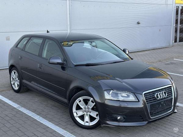 Pelēks Audi A3 2010 Utena, ar dzinēja tilpumu 1.60 L un nobraukumu 392 tūkst. km par 4500 €, foto 3 vietnē AUTOMOTO.COM.LV