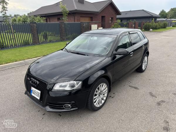 Grey Audi A3 2010 in Kaunas, with an engine capacity of 1.60 L and mileage of 370 thousand km for 4900 €, photo 1 on AUTOMOTO.COM.LV