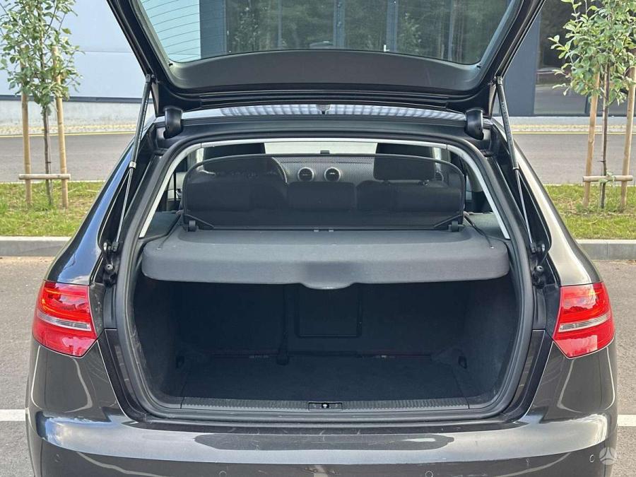 Pelēks Audi A3 2010 Utena, ar dzinēja tilpumu 1.60 L un nobraukumu 392 tūkst. km par 3999 €, foto 9 vietnē AUTOMOTO.COM.LV