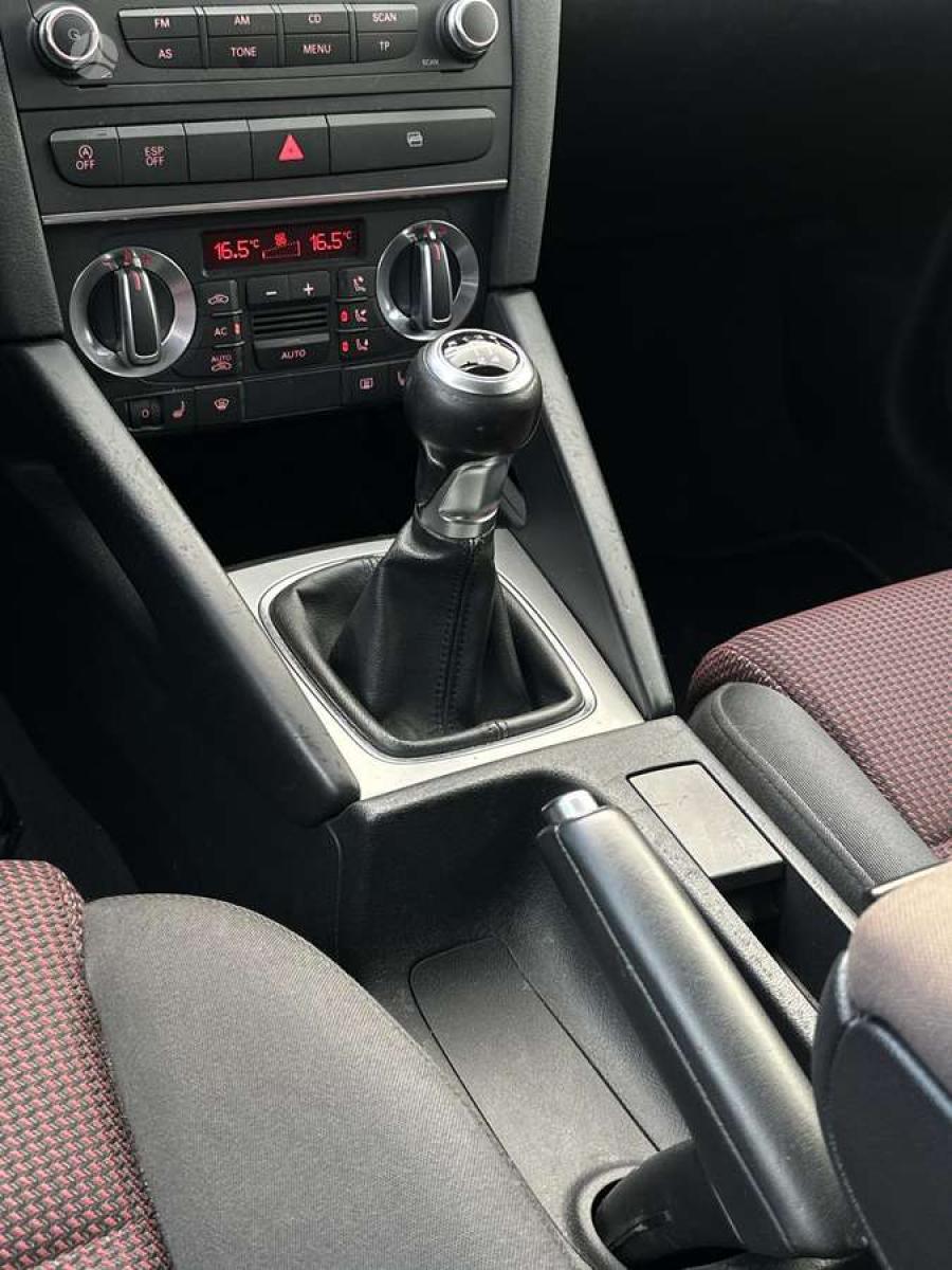 Pelēks Audi A3 2010 Utena, ar dzinēja tilpumu 1.60 L un nobraukumu 392 tūkst. km par 3999 €, foto 17 vietnē AUTOMOTO.COM.LV