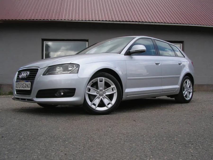 Pelēks Audi A3 2010 Sigulda, ar dzinēja tilpumu 2.00 L un nobraukumu 205 tūkst. km par 6750 €, foto 1 vietnē AUTOMOTO.COM.LV