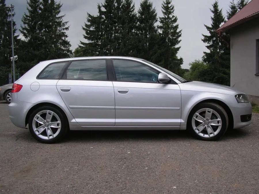 Pelēks Audi A3 2010 Sigulda, ar dzinēja tilpumu 2.00 L un nobraukumu 205 tūkst. km par 6750 €, foto 8 vietnē AUTOMOTO.COM.LV