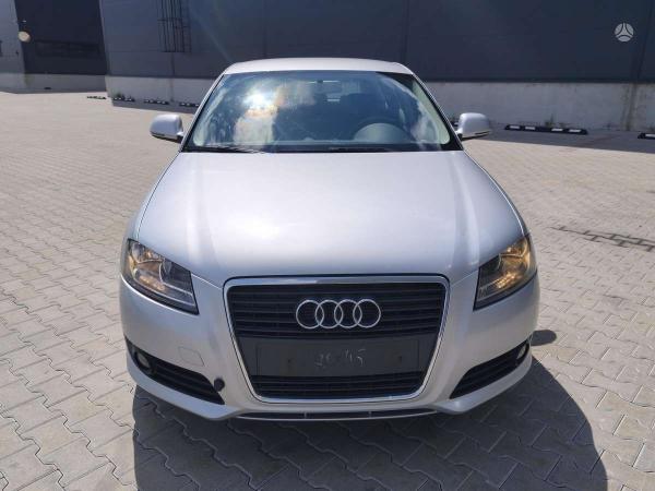 Pelēks Audi A3 2010 Šauļi, ar dzinēja tilpumu 1.40 L un nobraukumu 211 tūkst. km par 3000 €, foto 2 vietnē AUTOMOTO.COM.LV
