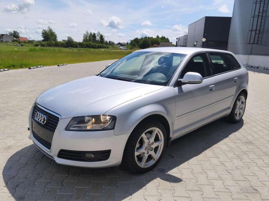 Pelēks Audi A3 2010 Šauļi, ar dzinēja tilpumu 1.40 L un nobraukumu 211 tūkst. km par 3000 €, foto 9 vietnē AUTOMOTO.COM.LV