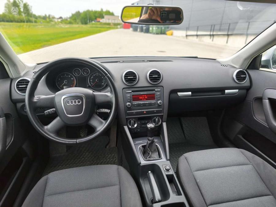 Pelēks Audi A3 2010 Šauļi, ar dzinēja tilpumu 1.40 L un nobraukumu 211 tūkst. km par 3000 €, foto 15 vietnē AUTOMOTO.COM.LV