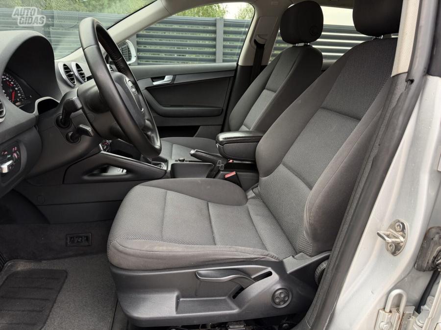 Серый Ауди А3 2010 в Вильнюс, объемом двигателя 1.60 л и пробегом 325 тыс. км за 3199 €, фото 15 на AUTOMOTO.COM.LV