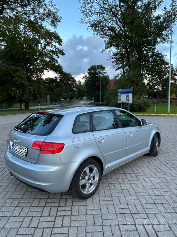 Grey Audi A3 2010 in Valmiera, with an engine capacity of 1.60 L and mileage of 289 thousand km for 3500 €, photo 6 on AUTOMOTO.COM.LV