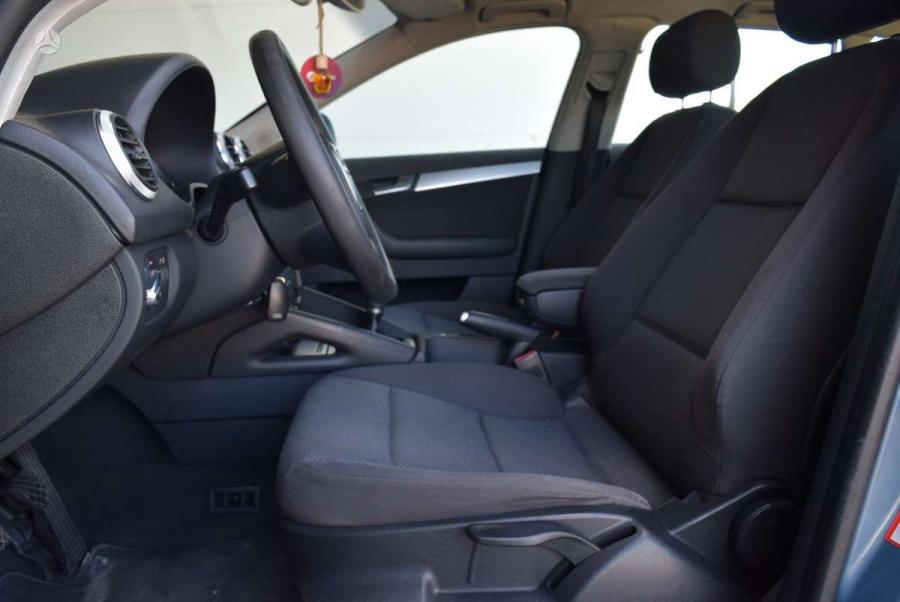 Grey Audi A3 2010 in Vilnius, with an engine capacity of 1.60 L and mileage of 176 thousand km for 3800 €, photo 19 on AUTOMOTO.COM.LV