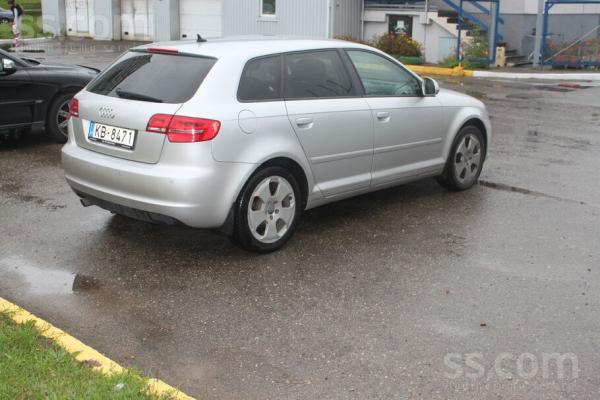 Pelēks Audi A3 2010 Rīga, ar dzinēja tilpumu 1.60 L un nobraukumu 229 tūkst. km par 5900 €, foto 5 vietnē AUTOMOTO.COM.LV