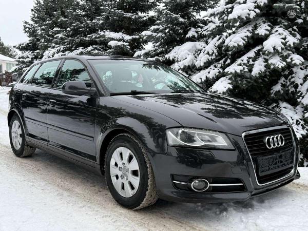 Pelēks Audi A3 2011 Utena, ar dzinēja tilpumu 1.60 L un nobraukumu 250 tūkst. km par 4990 €, foto 2 vietnē AUTOMOTO.COM.LV