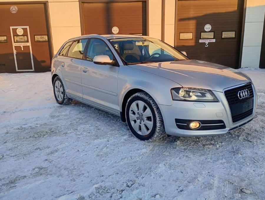 Pelēks Audi A3 2011 Utena, ar dzinēja tilpumu 1.20 L un nobraukumu 141 tūkst. km par 4400 €, foto 2 vietnē AUTOMOTO.COM.LV