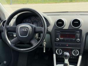 Pelēks Audi A3 2011 Tauragė, ar dzinēja tilpumu 1.60 L un nobraukumu 227 tūkst. km par 4800 €, foto 18 vietnē AUTOMOTO.COM.LV