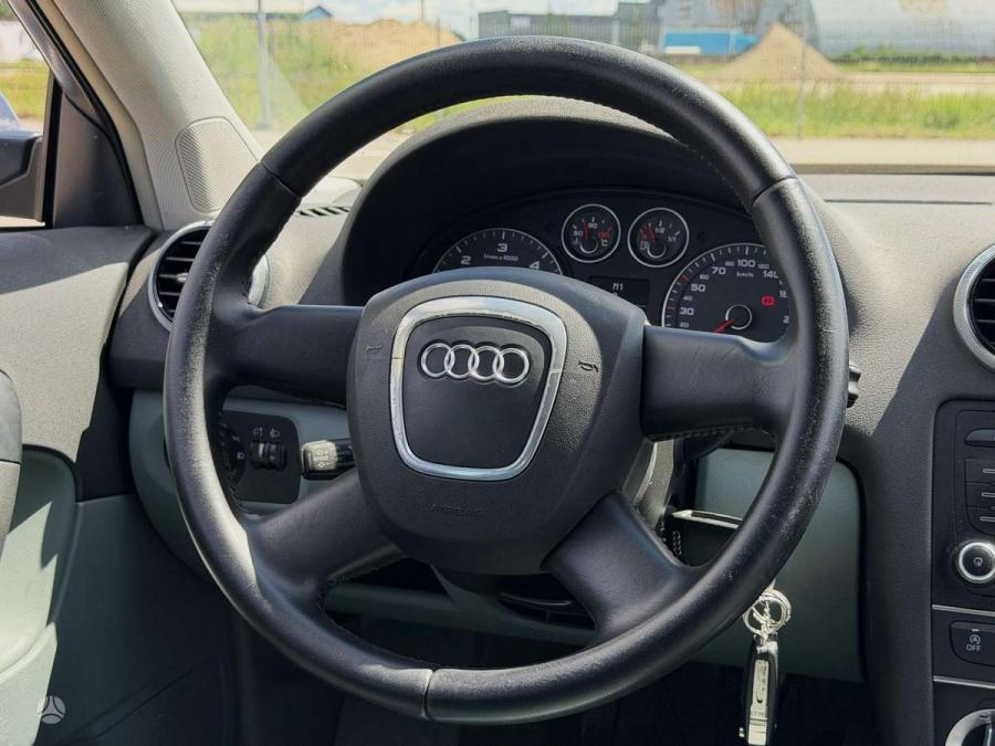 Pelēks Audi A3 2011 Tauragė, ar dzinēja tilpumu 1.60 L un nobraukumu 227 tūkst. km par 4800 €, foto 19 vietnē AUTOMOTO.COM.LV