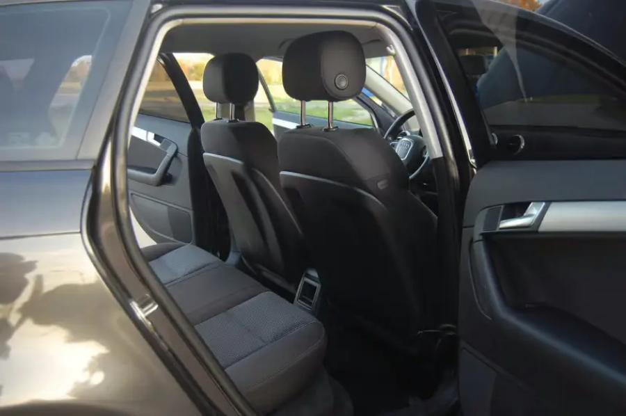 Pelēks Audi A3 2011 Jēkabpils, ar dzinēja tilpumu 1.60 L un nobraukumu 321 tūkst. km par 4890 €, foto 15 vietnē AUTOMOTO.COM.LV