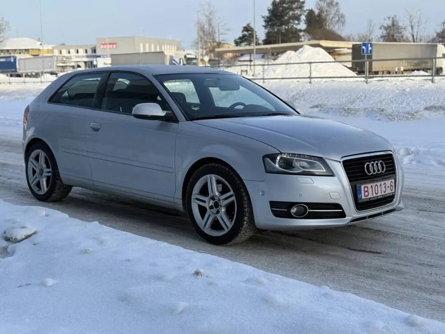 Pelēks Audi A3 2011 Rēzekne, ar dzinēja tilpumu 2.00 L un nobraukumu 293 tūkst. km par 5290 €, foto 4 vietnē AUTOMOTO.COM.LV
