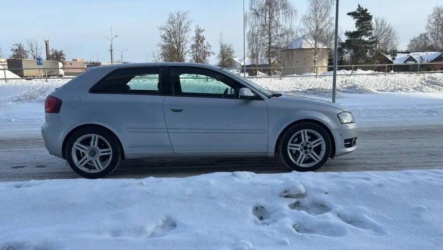 Pelēks Audi A3 2011 Rēzekne, ar dzinēja tilpumu 2.00 L un nobraukumu 293 tūkst. km par 5290 €, foto 5 vietnē AUTOMOTO.COM.LV