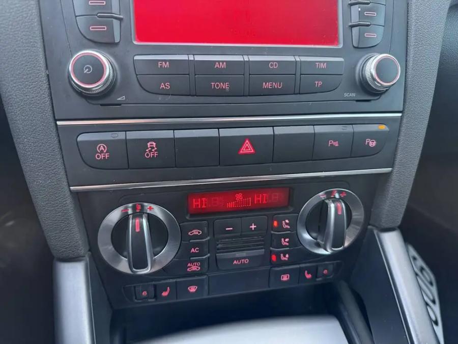 Pelēks Audi A3 2011 Rēzekne, ar dzinēja tilpumu 2.00 L un nobraukumu 293 tūkst. km par 5290 €, foto 13 vietnē AUTOMOTO.COM.LV