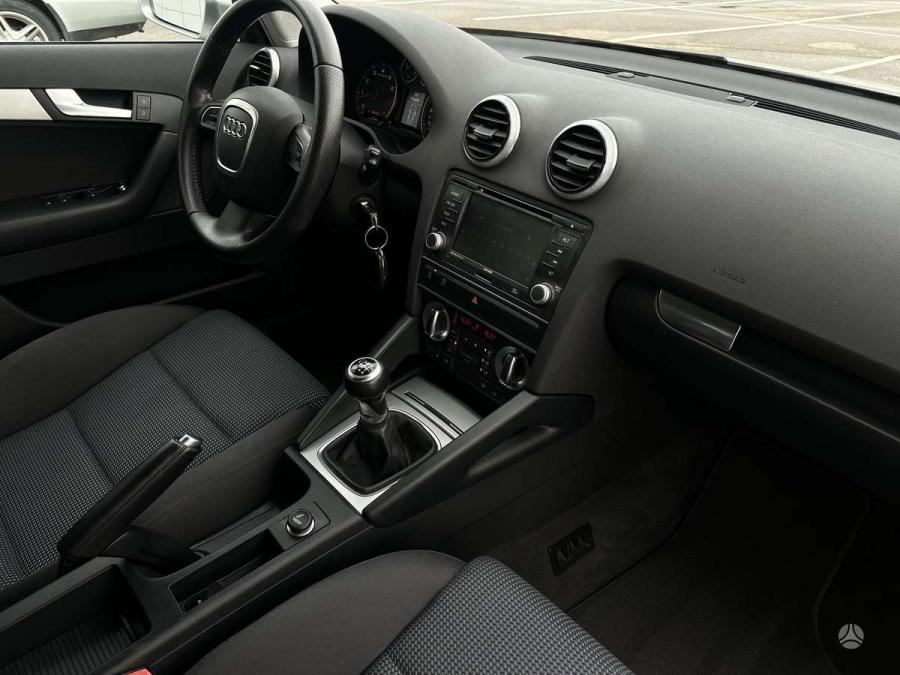 Grey Audi A3 2011 in Kaunas, with an engine capacity of 1.40 L and mileage of 163 thousand km for 4390 €, photo 30 on AUTOMOTO.COM.LV