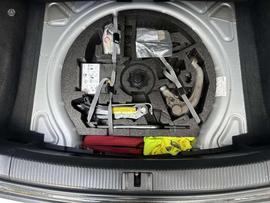 Grey Audi A3 2011 in Kaunas, with an engine capacity of 1.40 L and mileage of 163 thousand km for 4390 €, photo 34 on AUTOMOTO.COM.LV