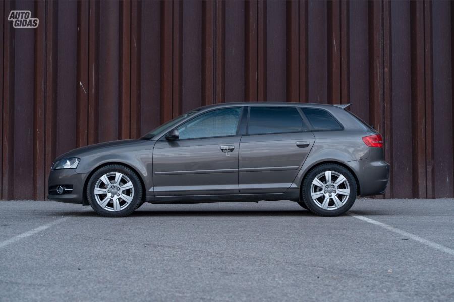 Grey Audi A3 2011 in Kaunas, with an engine capacity of 1.60 L and mileage of 219 thousand km for 4500 €, photo 4 on AUTOMOTO.COM.LV