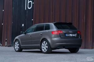 Grey Audi A3 2011 in Kaunas, with an engine capacity of 1.60 L and mileage of 219 thousand km for 4500 €, photo 8 on AUTOMOTO.COM.LV