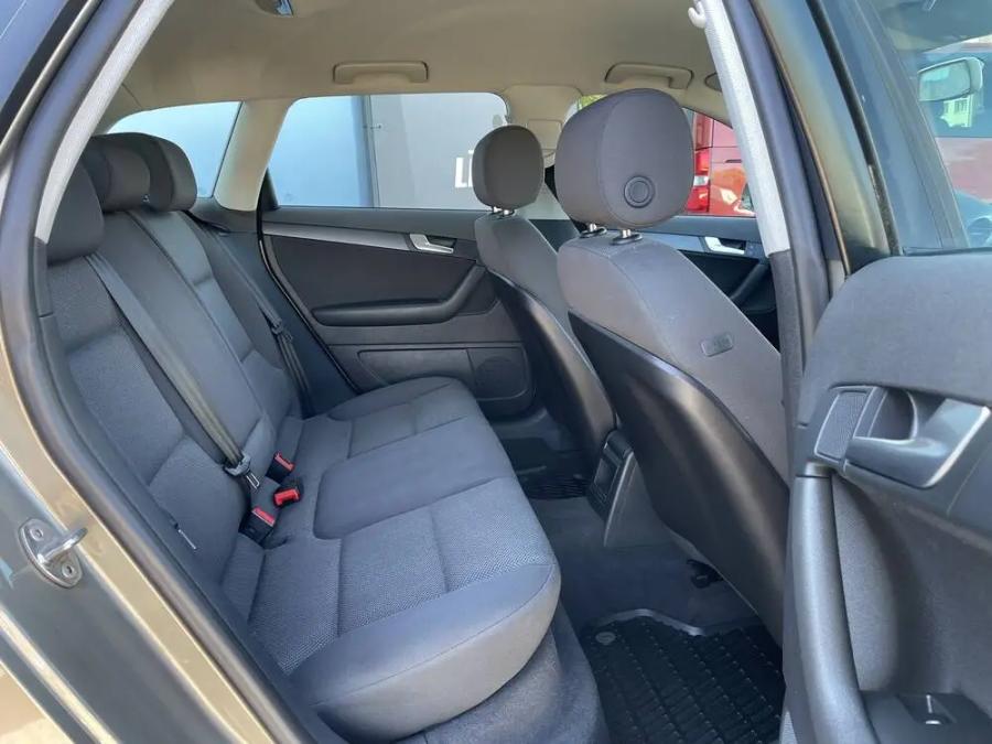 Pelēks Audi A3 2011 Talsi, ar dzinēja tilpumu 1.40 L un nobraukumu 133 tūkst. km par 5900 €, foto 9 vietnē AUTOMOTO.COM.LV