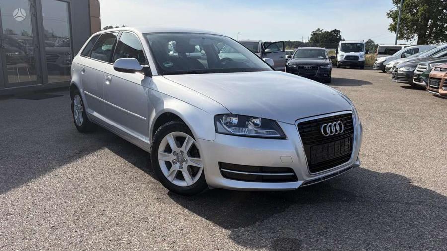 Grey Audi A3 2011 in Marijampole, with an engine capacity of 1.39 L and mileage of 220 thousand km for 5200 €, photo 1 on AUTOMOTO.COM.LV