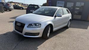 Grey Audi A3 2011 in Marijampole, with an engine capacity of 1.39 L and mileage of 220 thousand km for 5200 €, photo 9 on AUTOMOTO.COM.LV