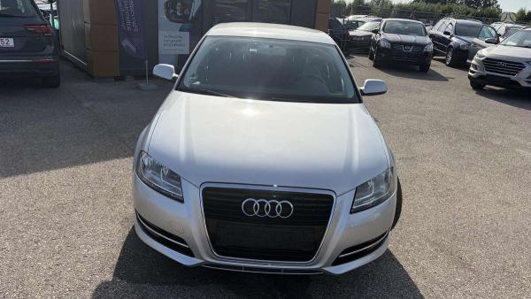 Pelēks Audi A3 2011 Marijampole, ar dzinēja tilpumu 1.39 L un nobraukumu 220 tūkst. km par 5200 €, foto 10 vietnē AUTOMOTO.COM.LV