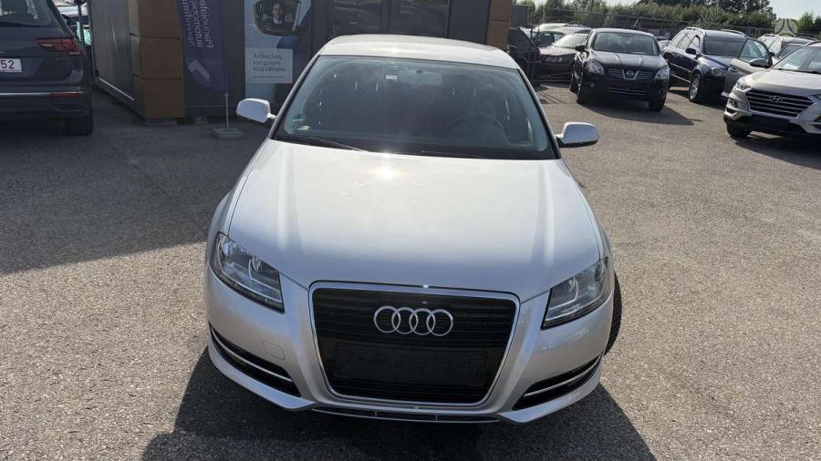 Grey Audi A3 2011 in Marijampole, with an engine capacity of 1.39 L and mileage of 220 thousand km for 5200 €, photo 11 on AUTOMOTO.COM.LV