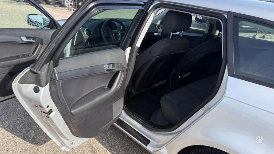 Grey Audi A3 2011 in Marijampole, with an engine capacity of 1.39 L and mileage of 220 thousand km for 5200 €, photo 21 on AUTOMOTO.COM.LV