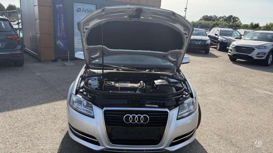 Grey Audi A3 2011 in Marijampole, with an engine capacity of 1.39 L and mileage of 220 thousand km for 5200 €, photo 35 on AUTOMOTO.COM.LV
