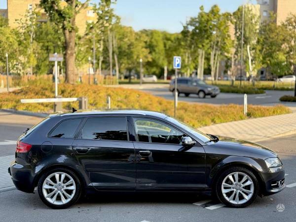 Grey Audi A3 2012 in Vilnius, with an engine capacity of 2.00 L and mileage of 289 thousand km for 4900 €, photo 8 on AUTOMOTO.COM.LV