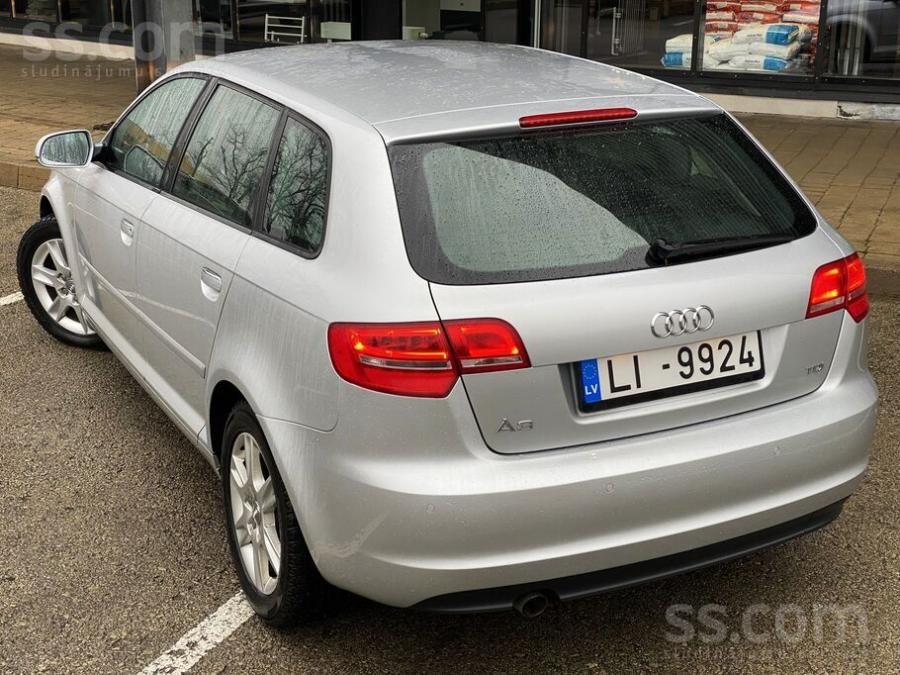 Grey Audi A3 2012 in Riga, with an engine capacity of 1.60 L and mileage of 255 thousand km for 5900 €, photo 4 on AUTOMOTO.COM.LV