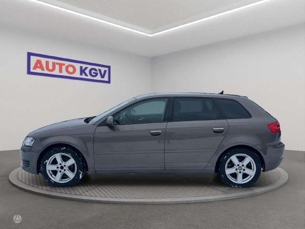 Grey Audi A3 2012 in Kaunas, with an engine capacity of 2.00 L and mileage of 201 thousand km for 6199 €, photo 2 on AUTOMOTO.COM.LV