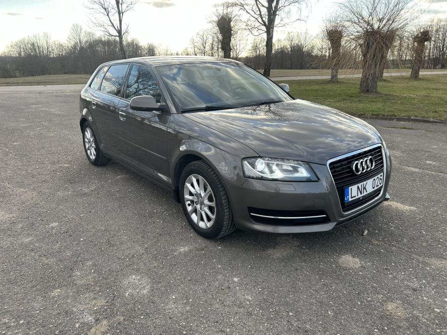 Grey Audi A3 2012 in Silute, with an engine capacity of 1.60 L and mileage of 271 thousand km for 4999 €, photo 6 on AUTOMOTO.COM.LV