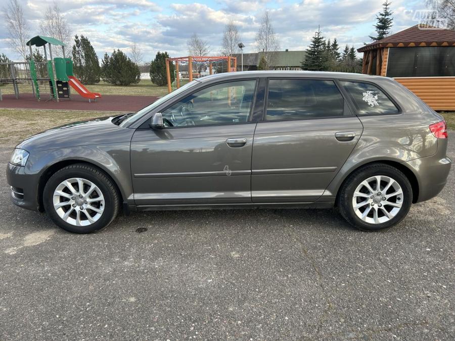 Grey Audi A3 2012 in Silute, with an engine capacity of 1.60 L and mileage of 271 thousand km for 4999 €, photo 8 on AUTOMOTO.COM.LV
