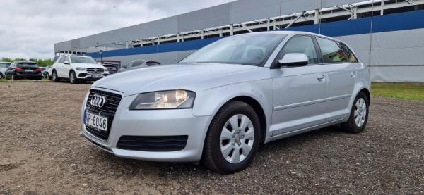 Pelēks Audi A3 2012 Rīga, ar dzinēja tilpumu 1.60 L un nobraukumu 242 tūkst. km par 6850 €, foto 2 vietnē AUTOMOTO.COM.LV