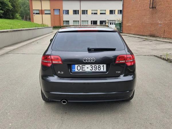 Pelēks Audi A3 2012 Jēkabpils, ar dzinēja tilpumu 1.60 L un nobraukumu 240 tūkst. km par 5990 €, foto 5 vietnē AUTOMOTO.COM.LV