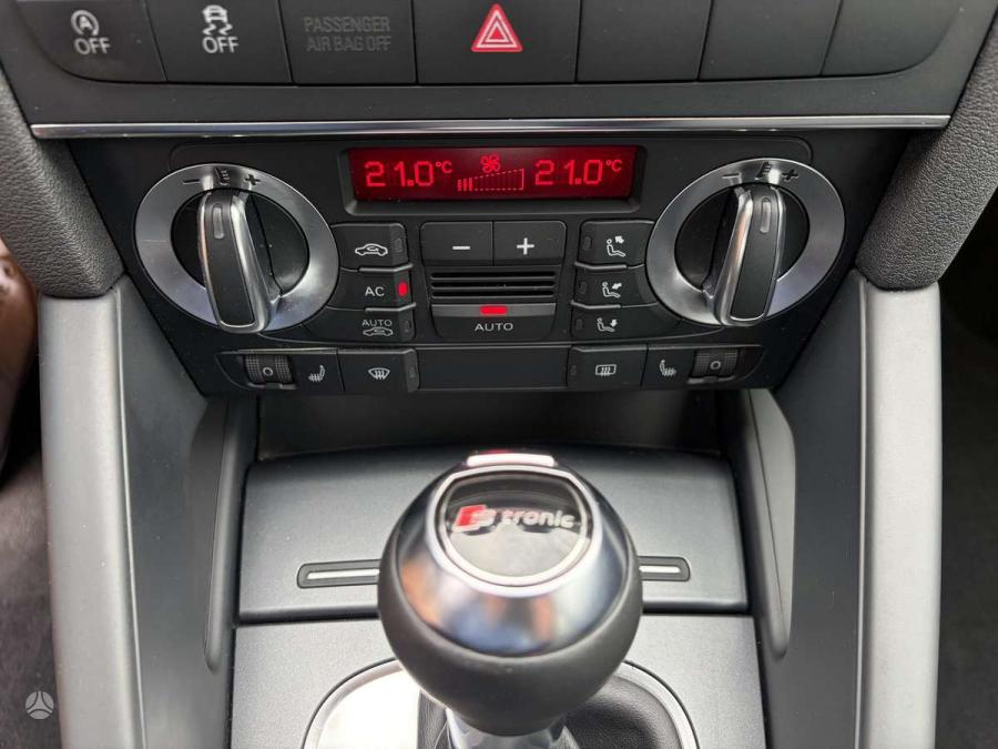 Pelēks Audi A3 2012 Jurbarkas, ar dzinēja tilpumu 1.20 L un nobraukumu 151 tūkst. km par 5500 €, foto 17 vietnē AUTOMOTO.COM.LV
