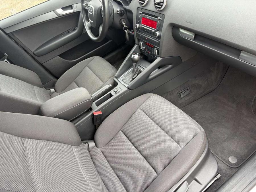 Pelēks Audi A3 2012 Jurbarkas, ar dzinēja tilpumu 1.20 L un nobraukumu 151 tūkst. km par 5500 €, foto 20 vietnē AUTOMOTO.COM.LV